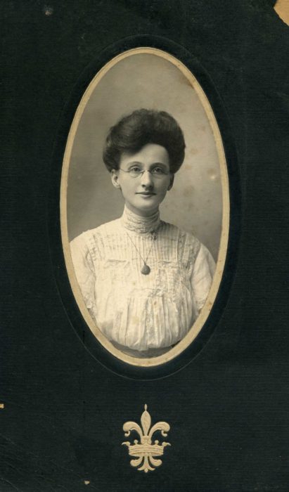 Bess Robinson First Female Deputy Sheriff in Smith County, Texas